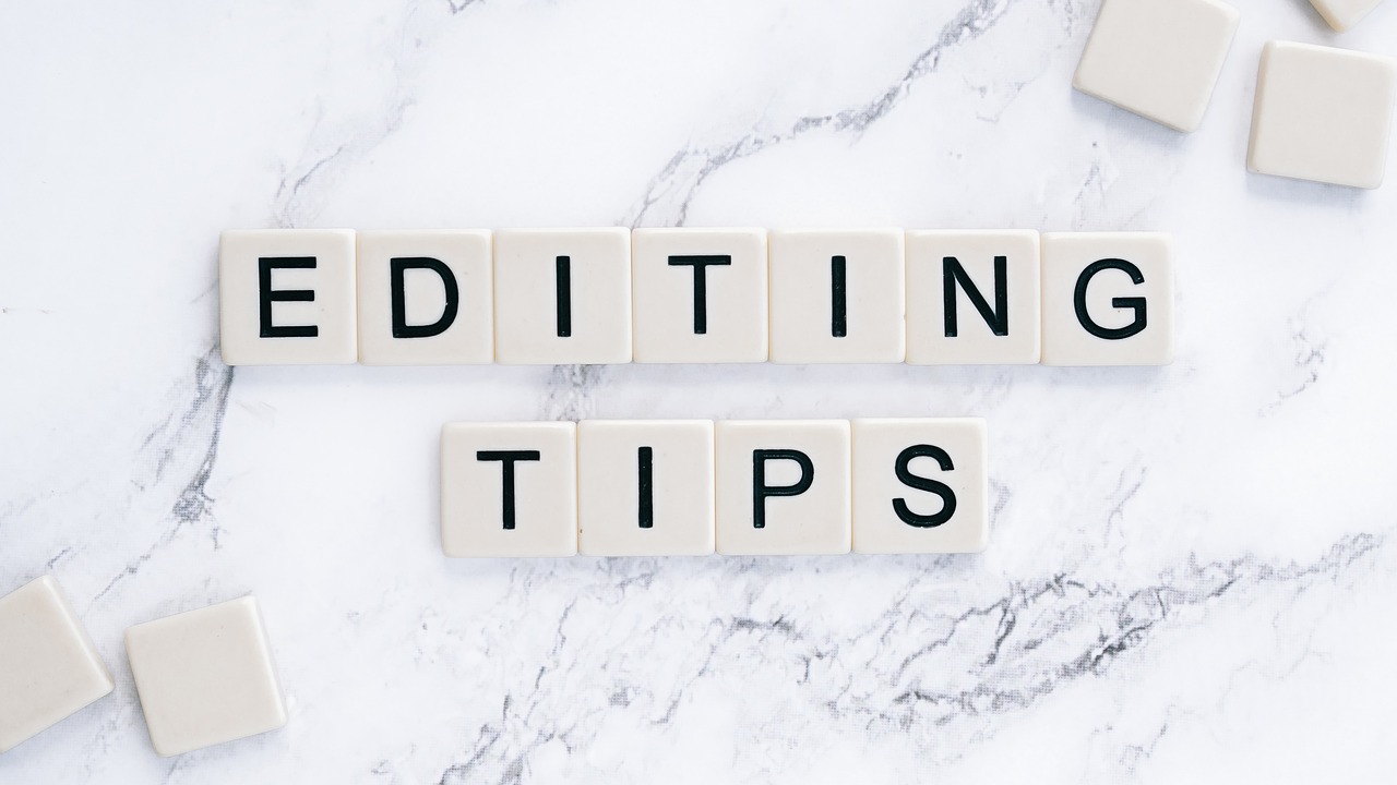 4 Critical Book Editing Options - Lee Barnathan - LB Communications